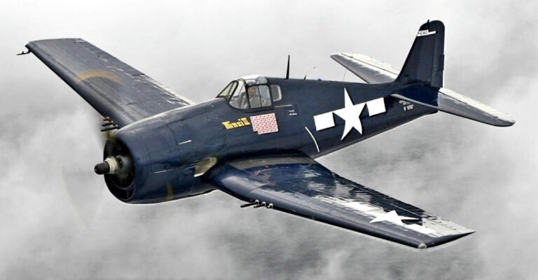 Best 13 American WW2 Fighter Planes