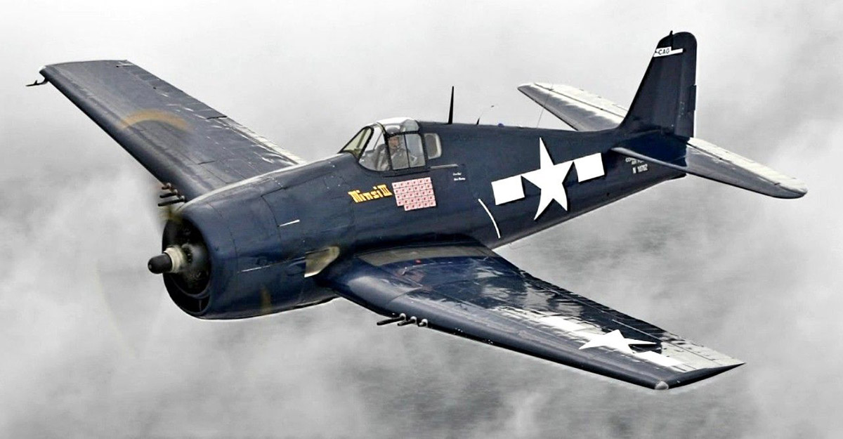 Best 13 American WW2 Fighter Planes