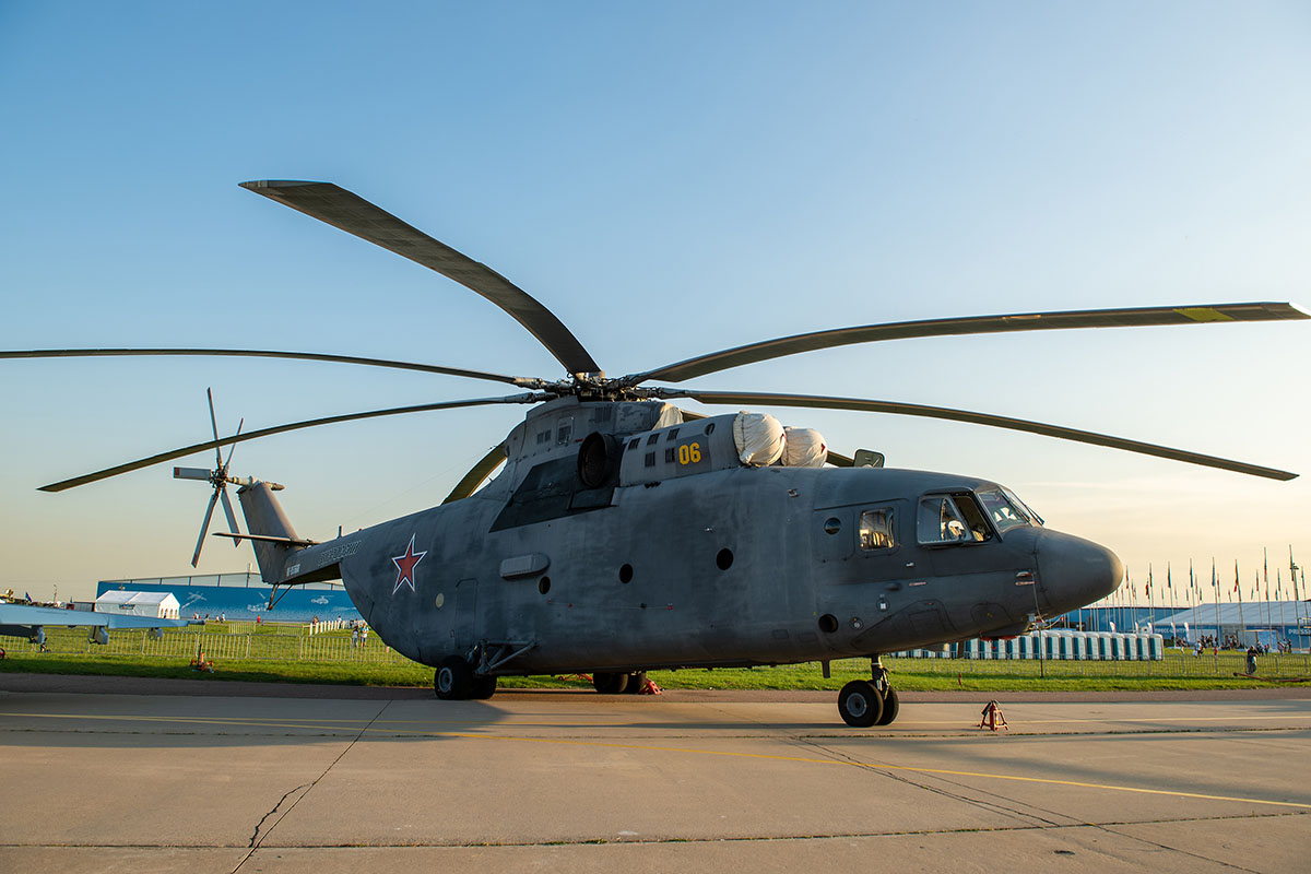 Top 10 Biggest Military Helicopter In The World 2025