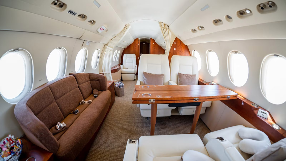 Taylor Swift's Private Jet 2025: A Closer Look